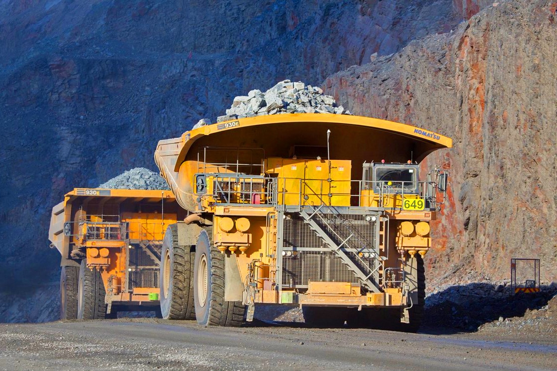 WORLD’S RICHEST DIAMOND MINE GETS NEW LEASE ON LIFE