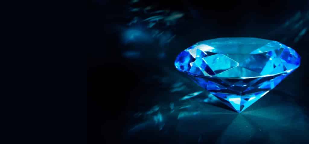 SEEING FLUORESCENT DIAMONDS IN A DIFFERENT LIGHT