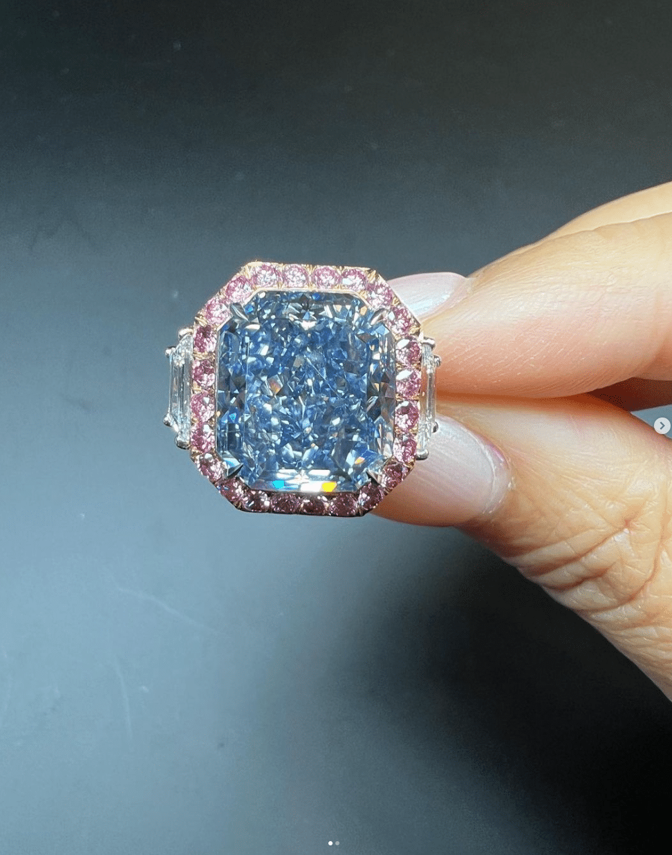 INFINITE BLUE' DIAMOND - MID House of Diamonds